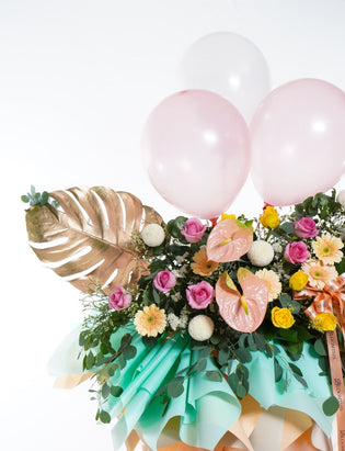 Naomi Pink Gerbera Flower Box | Free Delivery | Bloomthis