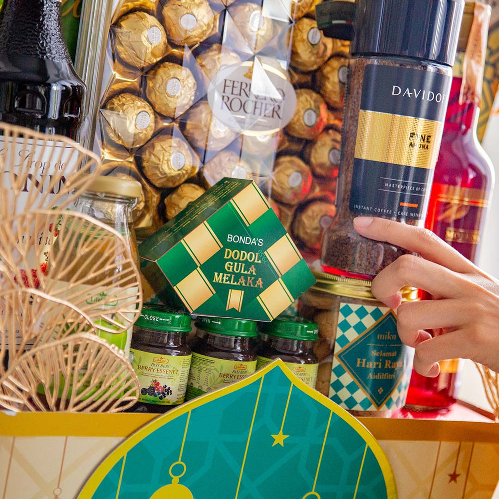Rubinny Raya Hamper | Free Delivery | BloomThis